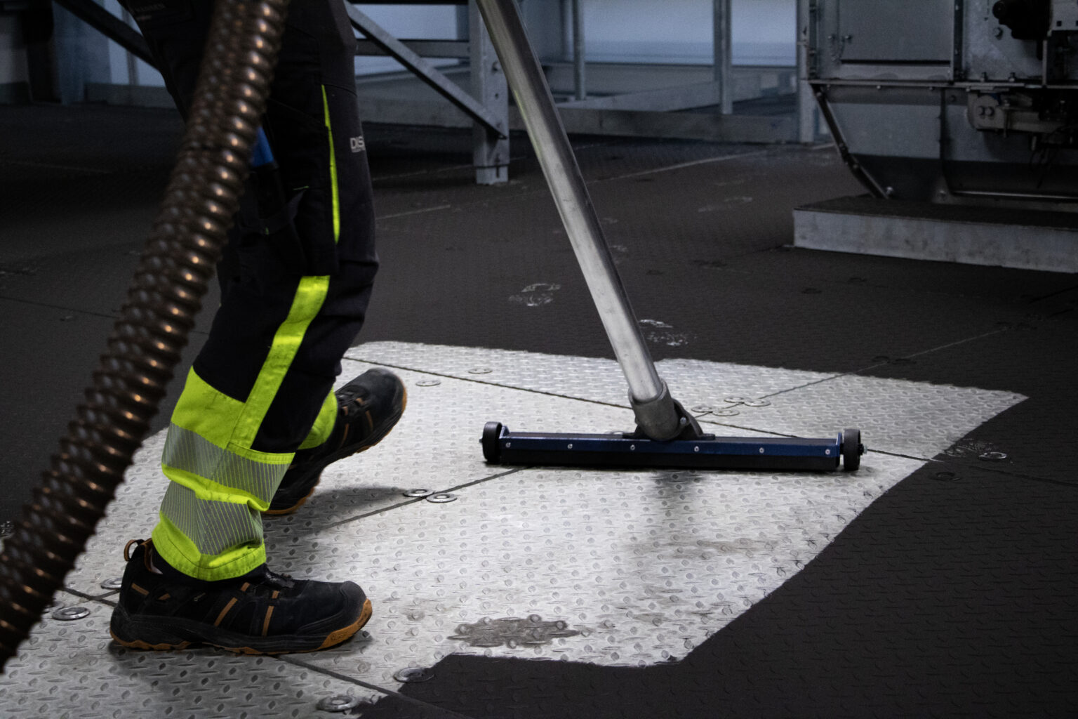 Portable Vacuum Units – DISAB